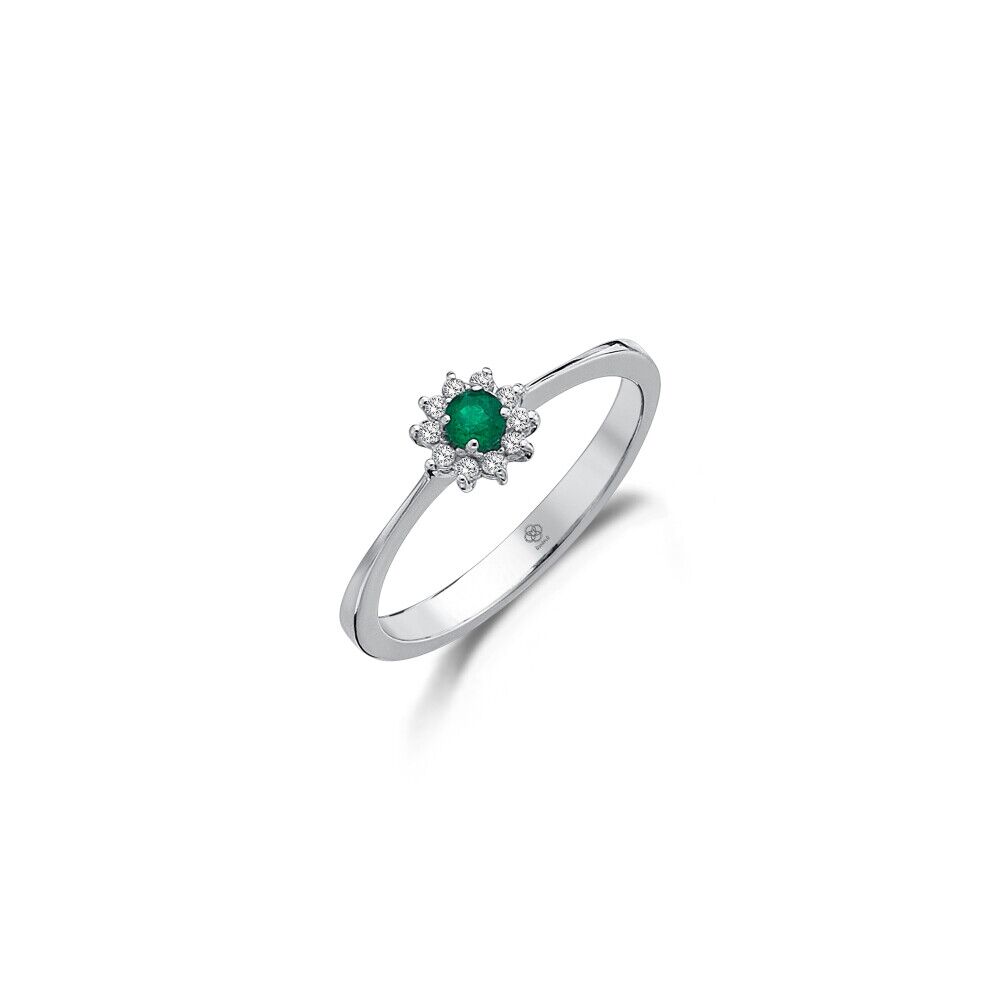 Petite Emerald Diamond Ring Pırlanta Yüzük Üsküplü 0,08 Karat Pırlanta 0,13 Karat Zümrüt Yüzük